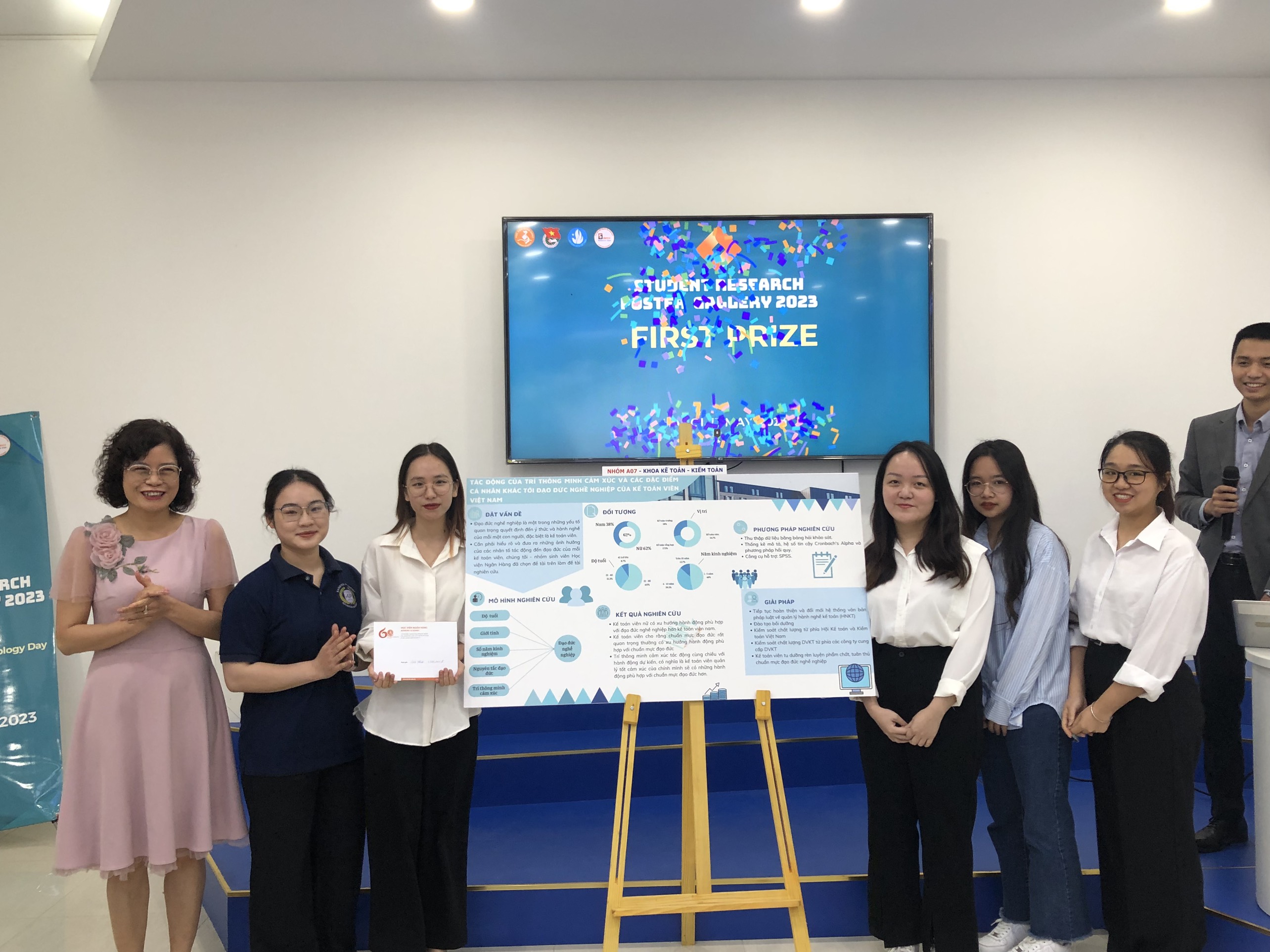 Tổng kết cuộc thi “Poster nghiên cứu khoa học sinh viên năm 2023”